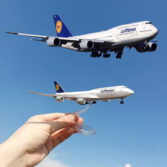 1/400 SCALE B747-8 aircraft model static display aircraft model EUR 31 ...