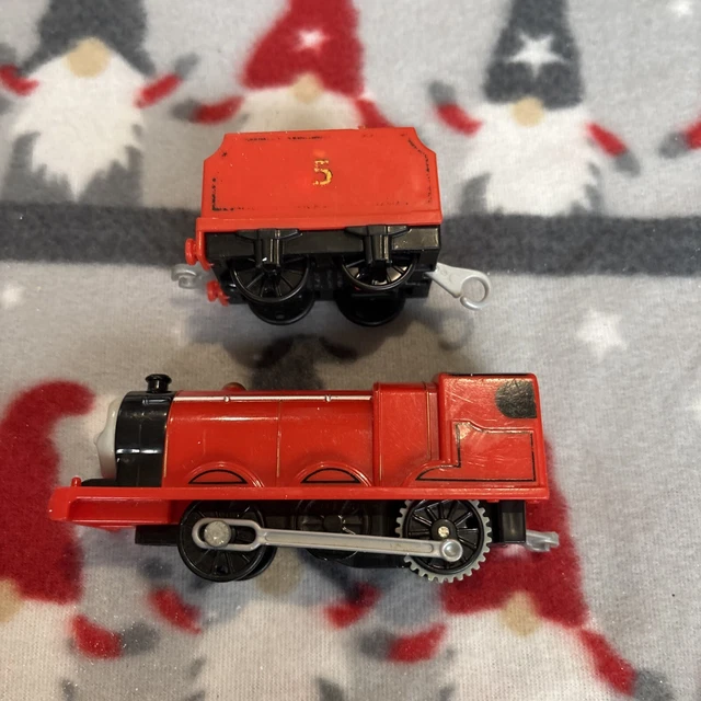 THOMAS & FRIENDS James Thomas the Tank Engine Trackmaster motorised £5. ...
