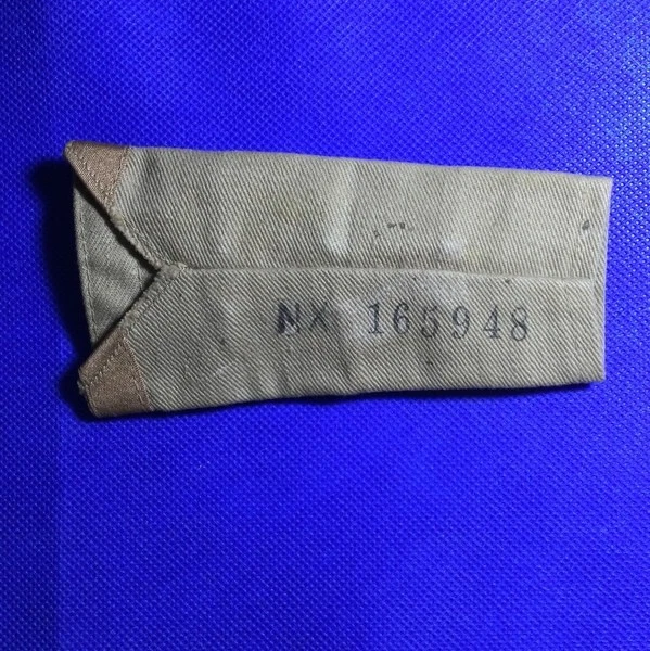 WW2 AUSTRALIAN ARMY Lt Col, Capt, and Lt Uniform Shoulder Rank Slides ...