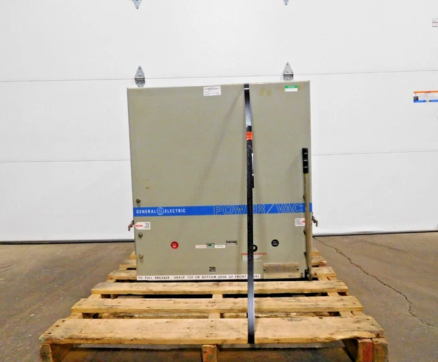 MO-2603, GE VB 7.2-500-3 Power Vac Circuit Breaker. 1200A. 8.25 Kv. 125 ...