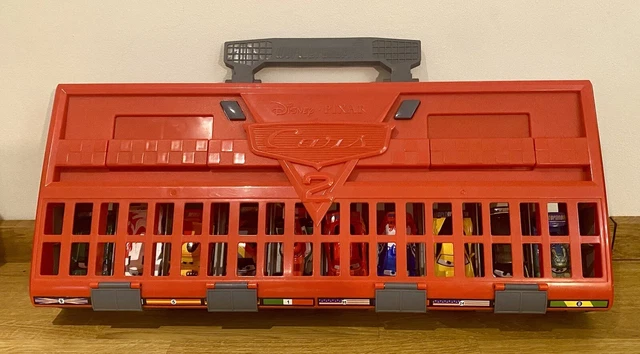 DISNEY PIXAR CARS 2 World Grand Prix Car Launcher Storage Carry Case ...