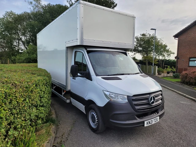 2023 BUILD MERCEDES Sprinter Dropwell Luton Euro 6 5.2m 3.5t 21 plate ...