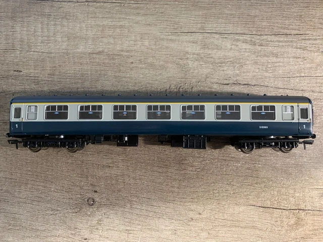 BACHMANN 39-330 OO Gauge BR MK2 Corridor First FK Blue Grey Boxed £42. ...