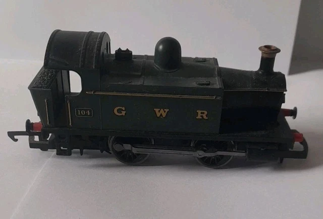 HORNBY 00 GAUGE GWR 0-4-0 Holden Tank Engine R2670 No 104 £9.03 ...