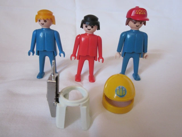 PLAYMOBIL KLICKY VINTAGE : 3 Figurines 1974 + 1982 + 1 Cheval Noir + 3 ...