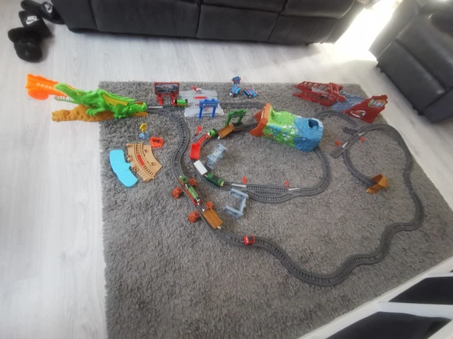 THOMAS THE TANK engine train set £15.00 - PicClick UK