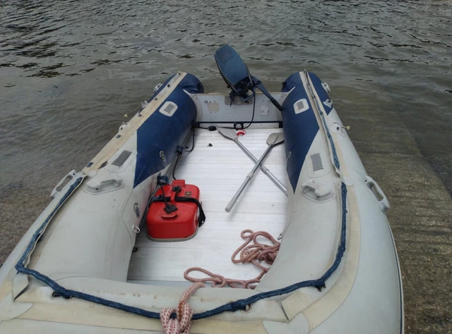HONDA HONWAVE T40 aluminium floor inflatable dinghy with bunked road ...