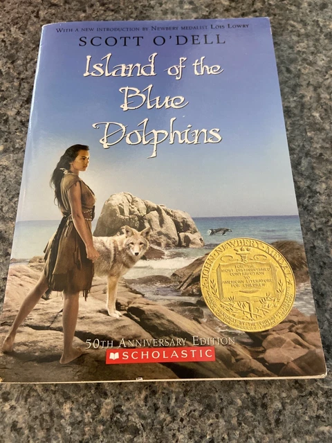 ISLAND OF THE Blue Dolphins by Scott O'Dell (English) Paperback Book ...