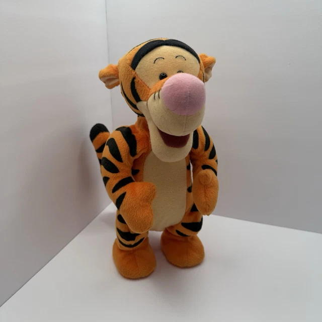 DISNEY WINNIE THE Pooh Bouncing & Talking Tigger Talking Plush Vtg 1998 ...