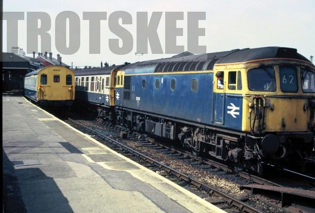 35MM SLIDE BR British Railways Diesel Loco 33101 DMU 205033 c1986 ...
