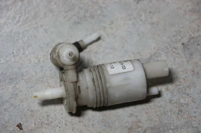 GENUINE MINI COOPER One R50 R53 wash water pump wiper pump 8377429-03 ...