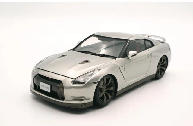FUJIMI 1:24 ZOLL up Serie No.131 NISSAN GT-R(R35) mit Motor Plastik ...