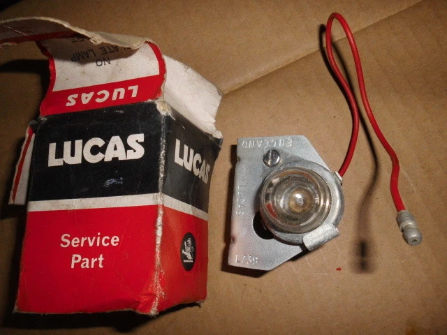LUCAS NUMBER PLATE Light L739 N.o.s. £12.99 - PicClick UK