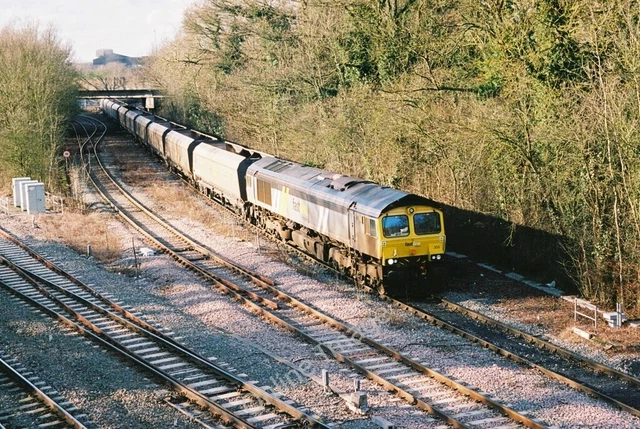 PHOTO 6X4 DIDCOT, Coal train emerges from the Power Station Fastline ...