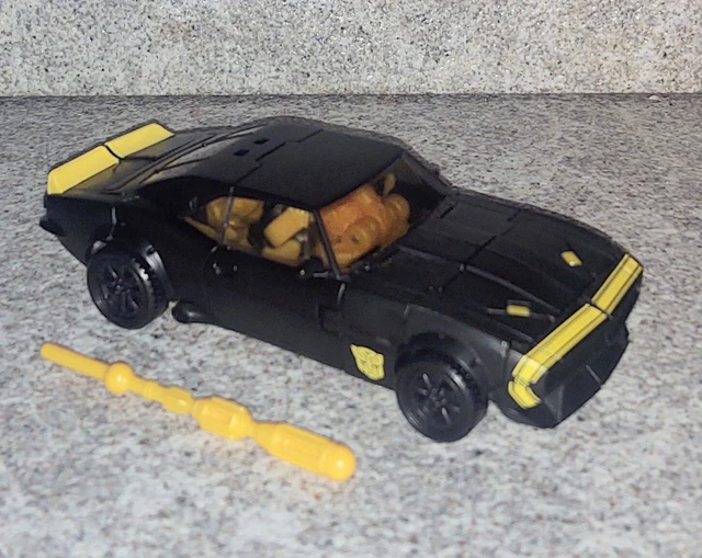 TRANSFORMERS BUMBLEBEE STUDIO Series HIGH OCTANE BUMBLEBEE 79 complet ...