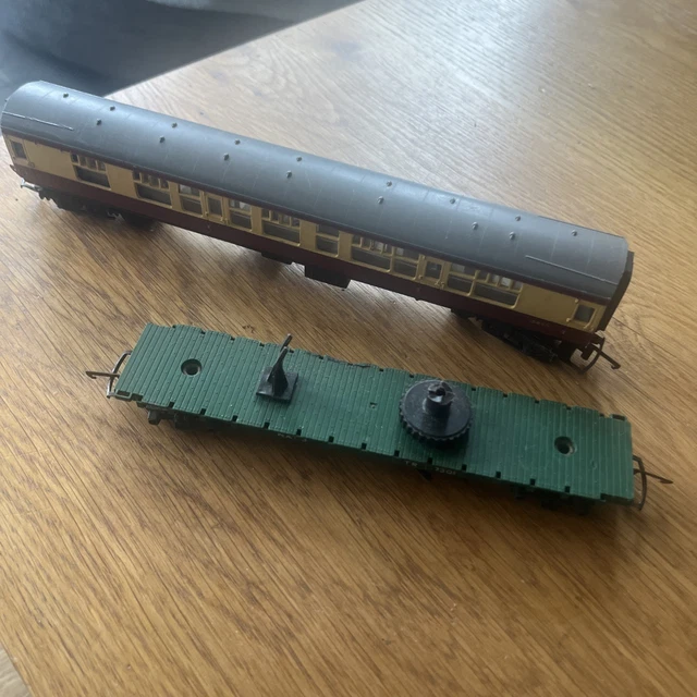 OO GAUGE TRIANG Railways 1St Class Corridor Coach 15865 £2.22 - PicClick UK