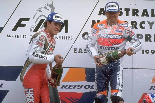 AUSTRALIAN MOTORCYCLE WORLD Champion Mick Doohan Honda 16 Old Photo $9. ...