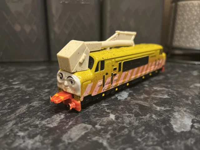 THOMAS THE TANK Engine Ertl Diesel 10 Train. Very Rare And Collectable ...