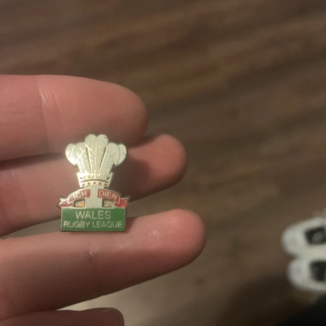 WALES RUGBY LEAGUE Enamel Badge - Silver Back £3.00 - PicClick UK