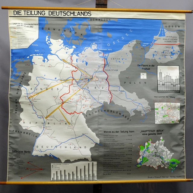 VINTAGE ROLLABLE WALL Chart Poster History Geography Map Division ...