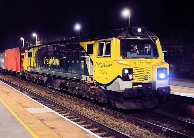 CLASS 70 NO 70002 in powerhaul at moorthorpe £1.20 - PicClick UK