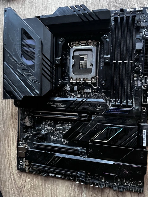 ASUS ROG STRIX B790-F Gaming Motherboard faulty: SPARES AND REPAIRS. £ ...