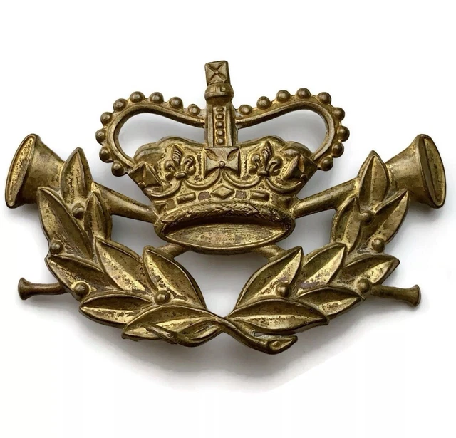 ORIGINAL GENERAL POST Office GPO (Royal Mail) Postmans Hat Cap Badge £ ...