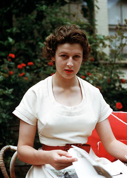 PRINCESS ALEXANDRA PICTURED at her country home 1950s Old Photo $8.50 ...