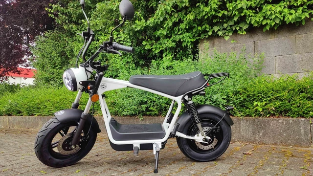 ELEKTROROLLER E-SCOOTER MOKICK Skyteam E-Mini 45 km/h 60km Reichweite ...