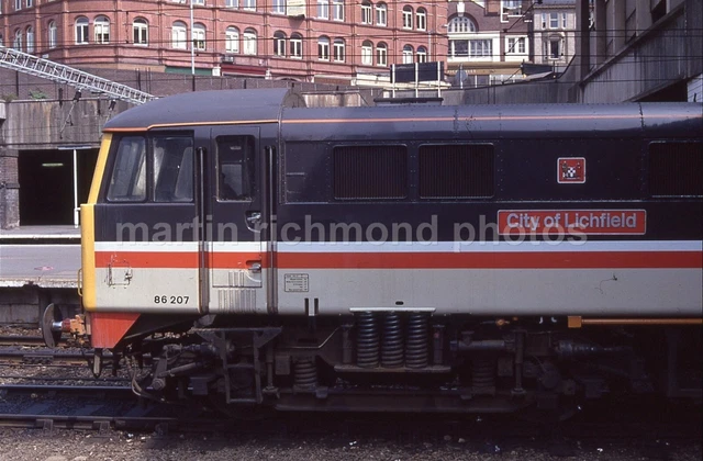 BIRMINGHAM NEW STREET Class 86 86207 1990 Agfachrome 35 mm diapositive ...