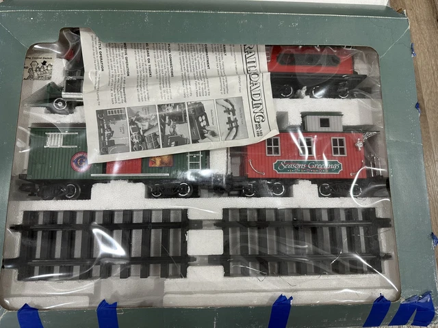 GREATLAND HOLIDAY EXPRESS Battery Operated Train Set Red Original Box ...
