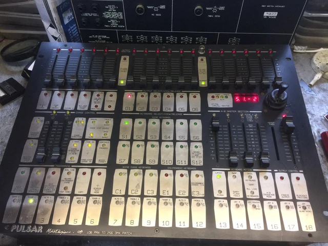 PULSAR MASTERPIECE 108 Channel Dmx Desk Console Lighting Club Dj £200. ...