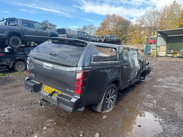 ISUZU D-MAX REAR Axle Assembly Automatic Differential Ratio 4.3 1.9 ...