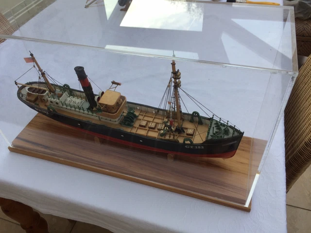 CONSTRUCTO WOODEN MODEL 1906 LADYSMITH STEAM TRAWLER GRIMSBY GY183 1 ...