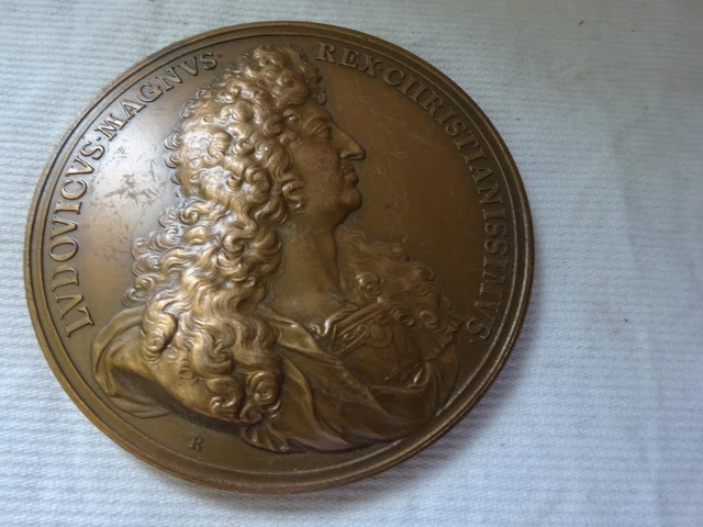 MÉDAILLE EN BRONZE - Ludovicus Magnus Rex Christianissimus EUR 49,00 ...