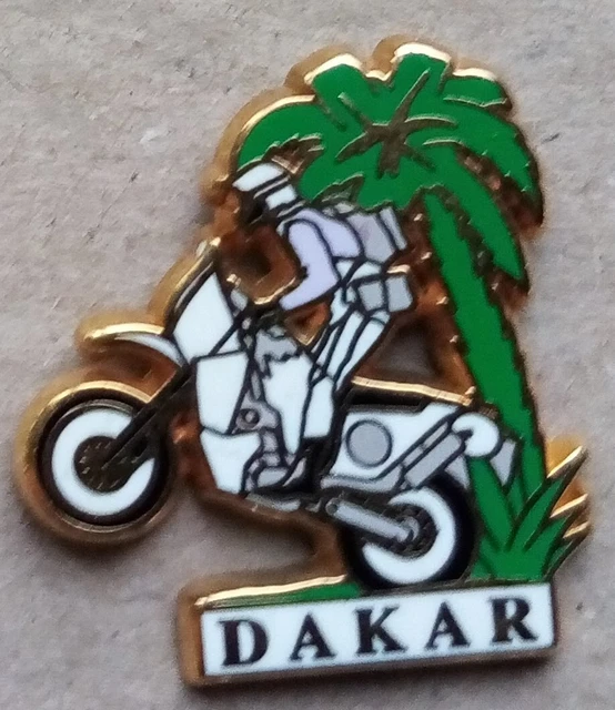 PIN'S BADGE RALLYE RAID MOTO DAKAR VERSION 4 AVEC © STARPIN'S TSO 93 ...
