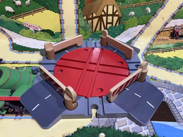 THOMAS AND FRIENDS wooden railway trains ELC Turntable £7.95 - PicClick UK