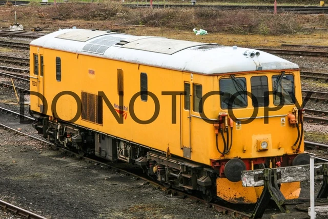 UK DIESEL TRAIN Railway Photograph Of Class 73 73213 Loco. (Rm73-317) £ ...