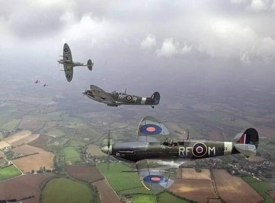 NEW 6 X 4 Photo Ww2 Raf Spitfire 1942 Northern France 303 Squadron 143 ...