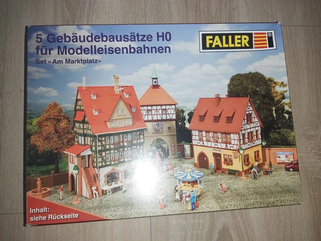 FALLER H0: BAUSATZ 4 Gebäudebausätze Set "Am Marktplatz" - Ungebaut in ...