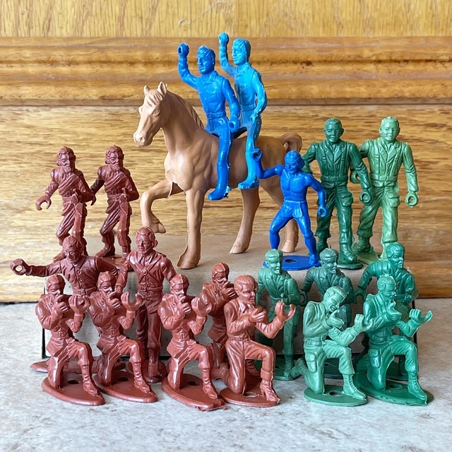 VINTAGE MPC ARMY Men Processed Plastic Ringhand 54mm Soldiers Pioneers ...
