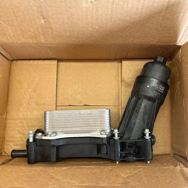 68596318AA GENUINE MOPAR OEM Engine Oil Filter Housing £126.12 ...