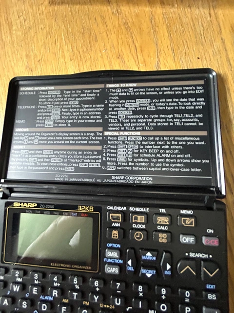VINTAGE SHARP ZQ-2250 32 KB elektronischer Organizer; 80/90; unbenutzt ...