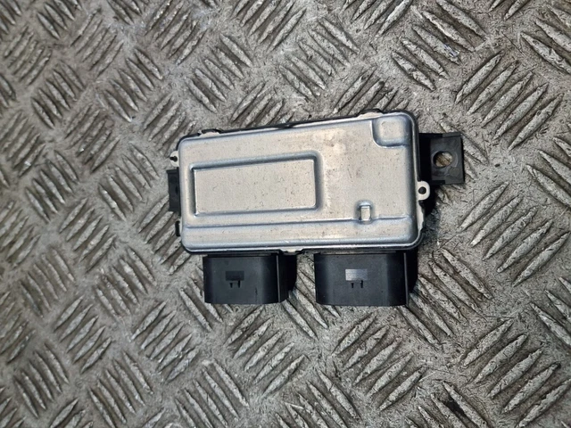 MERCEDES A180 FUEL Pump Ecu A0009008214 Fuel Pump Control W177 ...