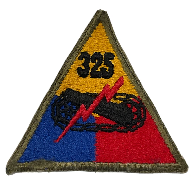ORIGINAL WWII U.S. Army Armored 325th Tank Battalion Cut Edge No Glow ...