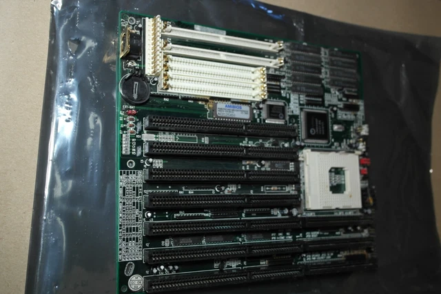 PCCHIPS M912 V1.7 Socket 3 486 motherboard VLB Vesa Local Bus PARTS OR ...