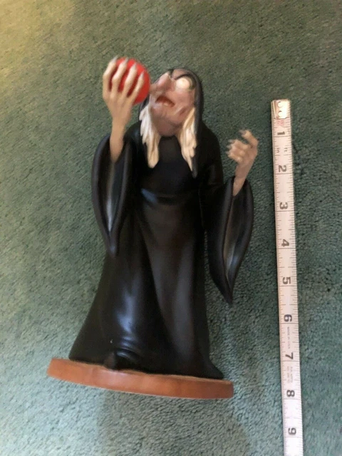 WDCC DISNEY SNOW White & The Seven Dwarfs Take The Apple Dearie £138.16 ...