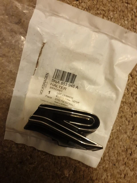 NEW GENUINE VOLKSWAGEN Tiguan Front Grille R Line Lettering Badge ...