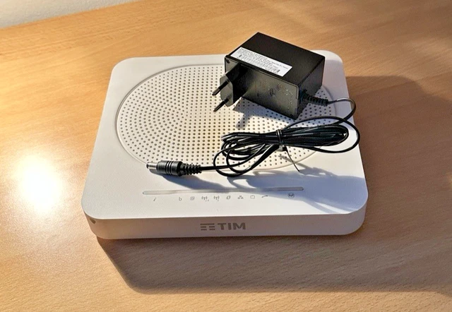 MODEM TIM SMART Technicolor Router Wi-Fi Adsl Fibra TIM ag Combo Hub 5 ...