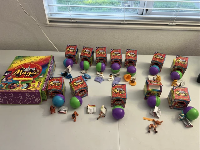 12 NESTLE MAGIC Ball Disney Figures Lion King Aladdin Hercules Series 1 ...